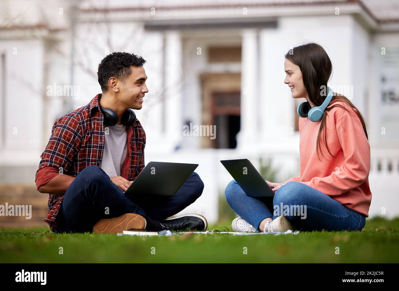 Study and laptops hi-res stock photography and images - Alamy