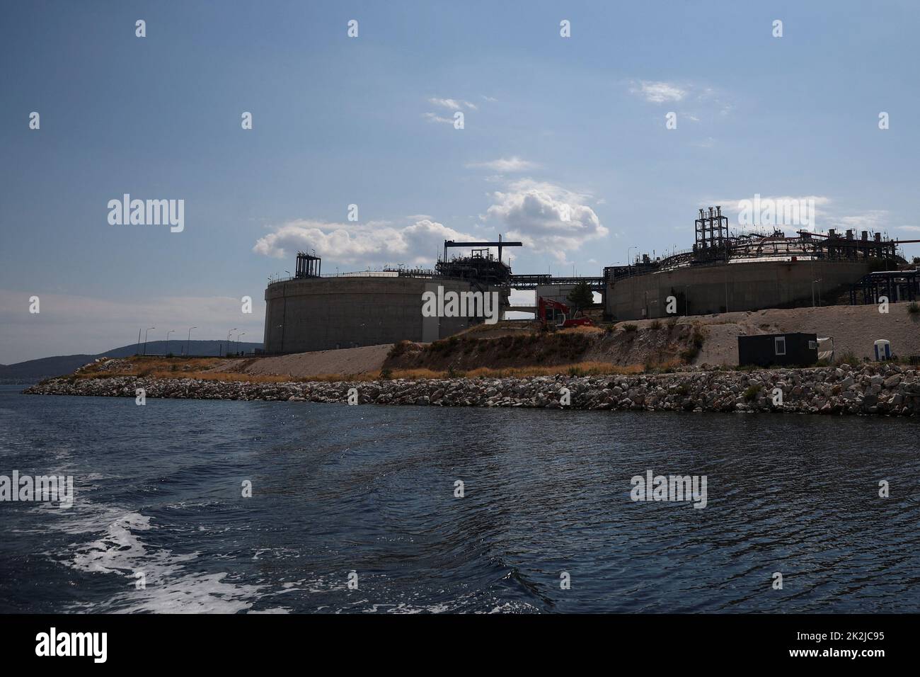 Revithoussa hi-res stock photography and images - Alamy