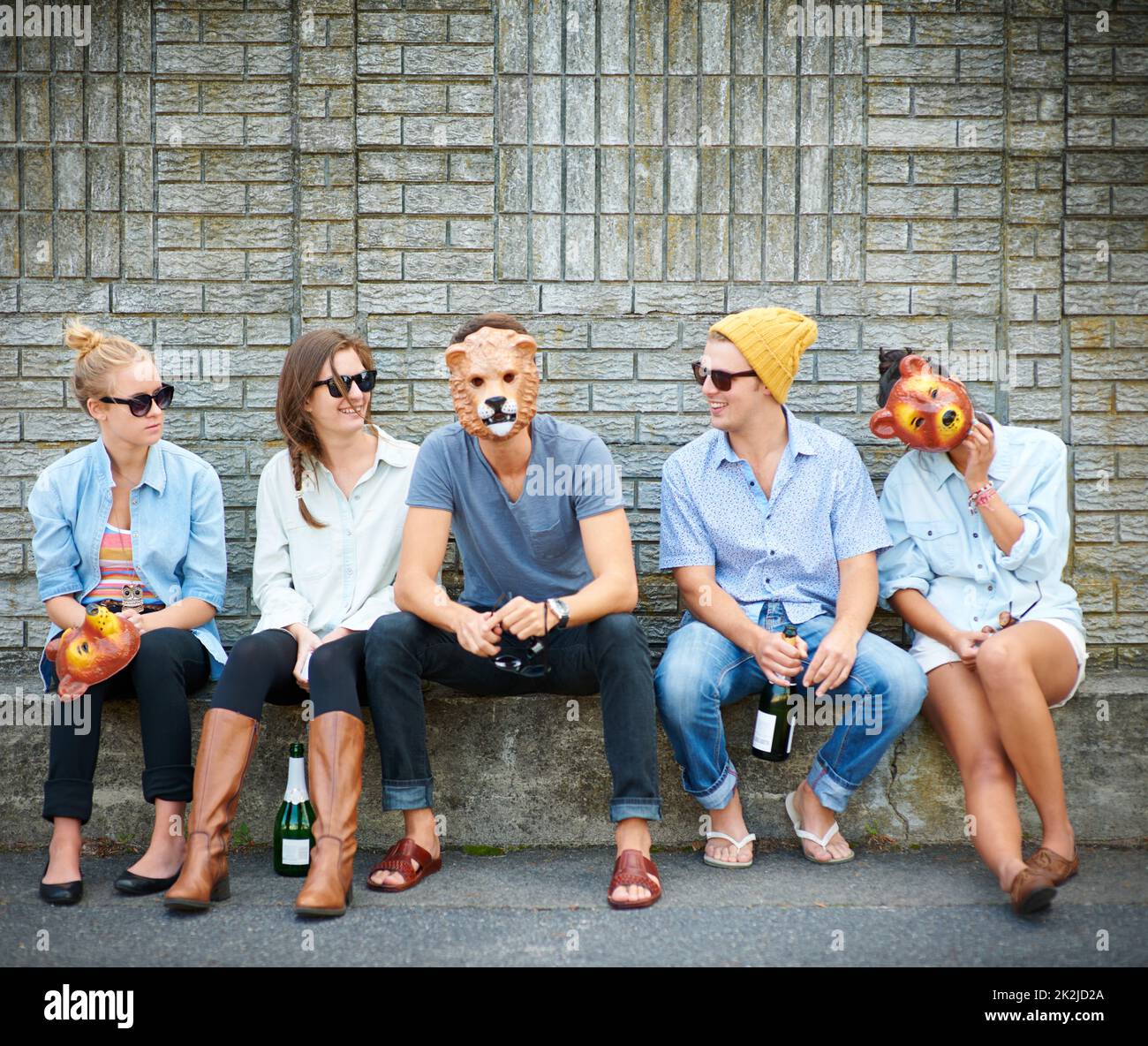 Friends having fun male hi-res stock photography and images - Alamy