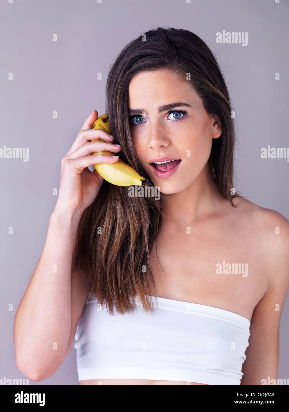 Bananas going brown hi-res stock photography and images - Alamy