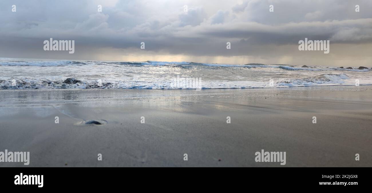 Duli Beach (land of the sky), Taitung enjoys the beautiful coastline of ...