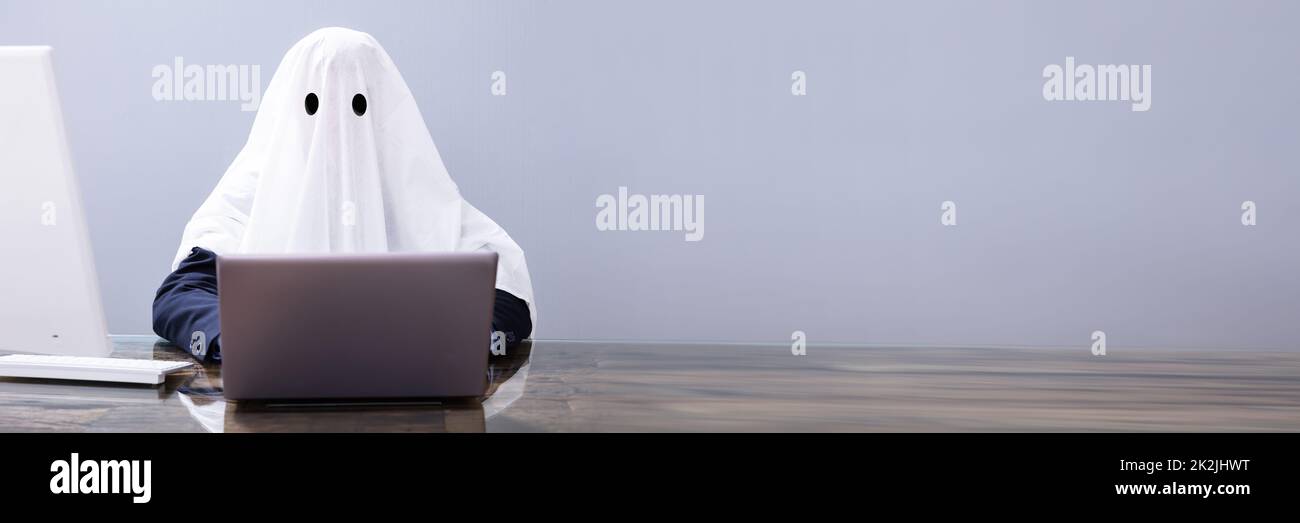 Typing word ghost hi-res stock photography and images - Alamy