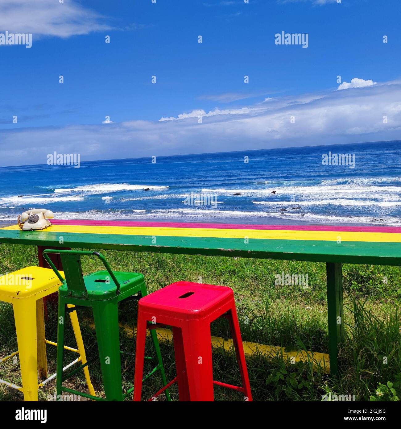 Dulan Sea Viewing Platform, Taitung, enjoy the beautiful coastline of ...