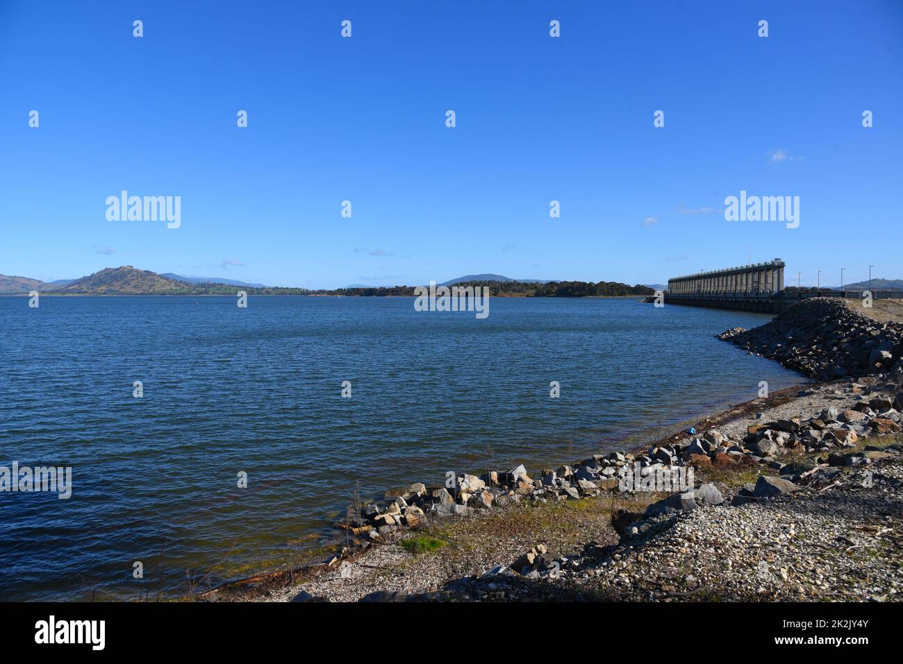The Hume Dam,across the Murray River downstream of its junction with ...