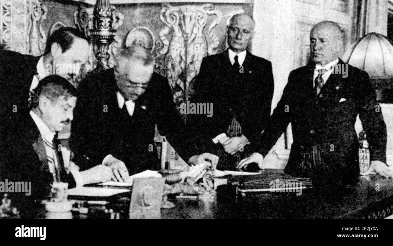 Franco italian agreement of 1935 hi-res stock photography and images ...