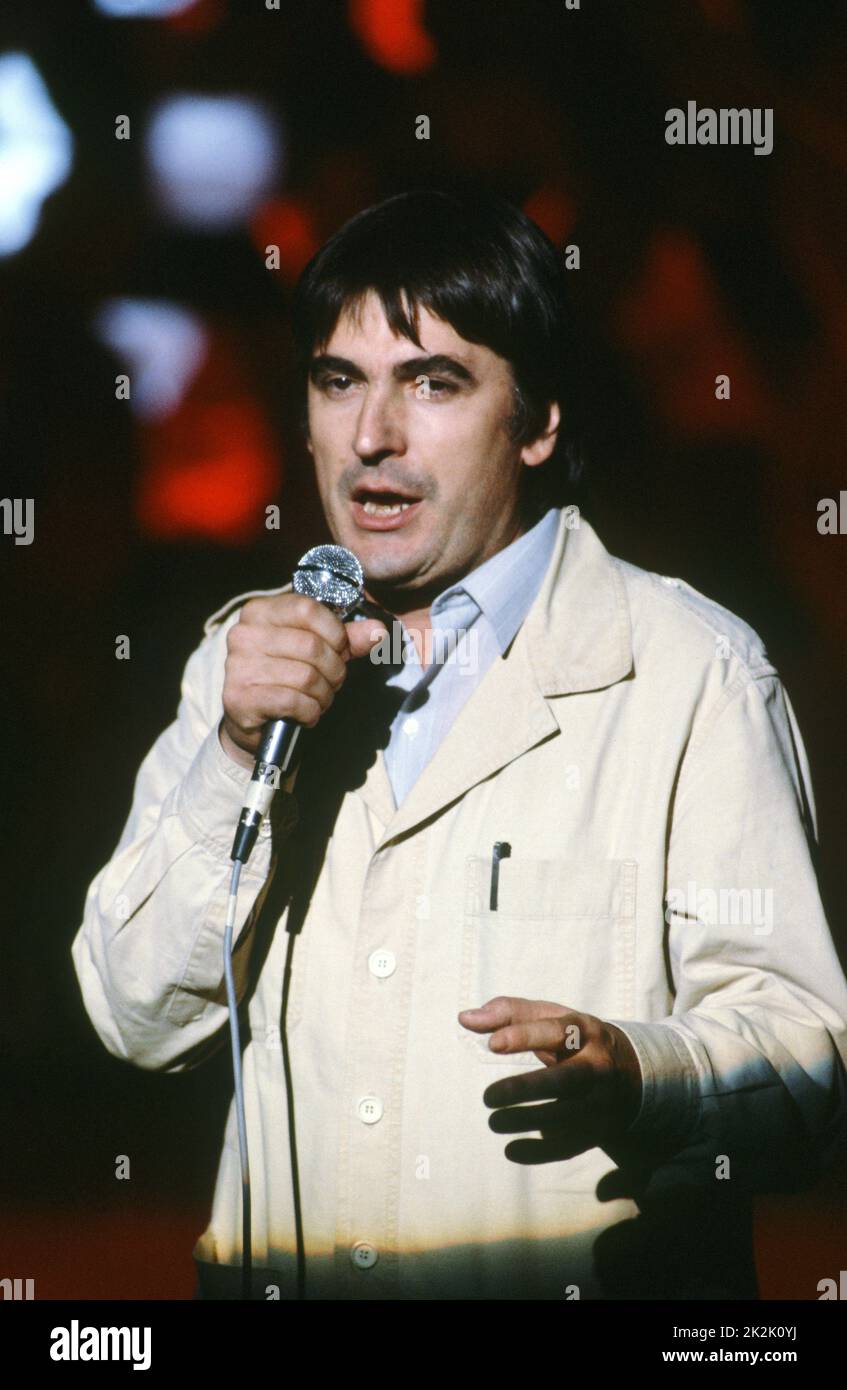 Portrait of French singer Serge Lama, circa 1987 Stock Photo - Alamy