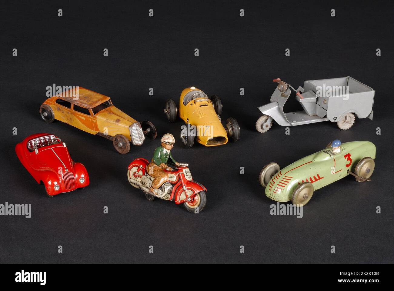 Toys Model cars, Schuco brand - Yellow Grand Prix Racer 1070 car - Red ...