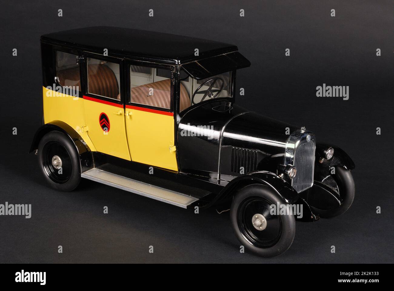 Toy Black and yellow B14 Citroën taxi Swiss copy from G. Brepsomm Toys ...