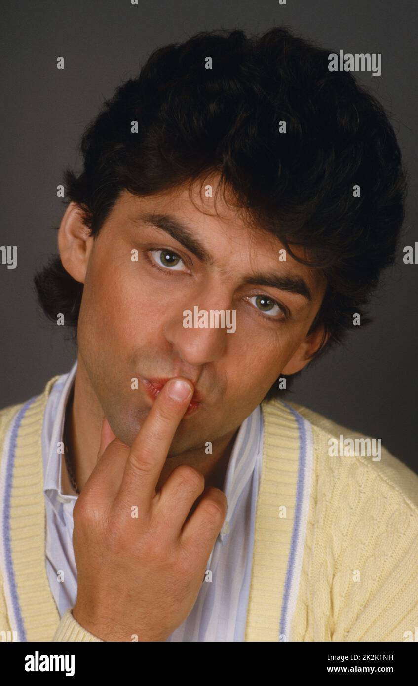 Studio portrait of the Italian-Belgian singer Claude Barzotti. Paris ...