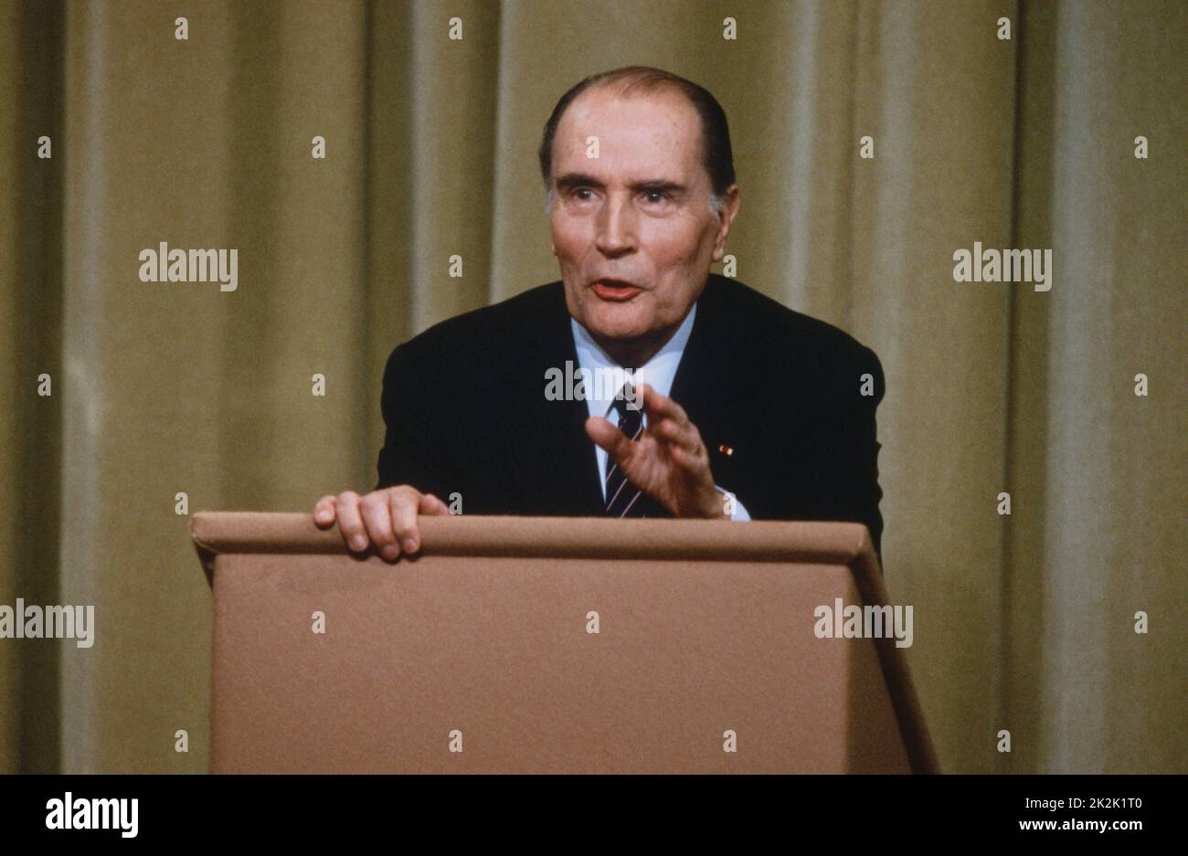François mitterrand 1984 hi-res stock photography and images - Alamy