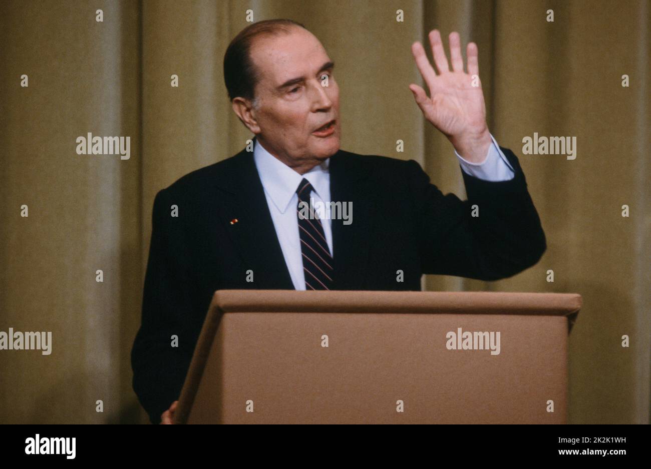François mitterrand 1984 hi-res stock photography and images - Alamy