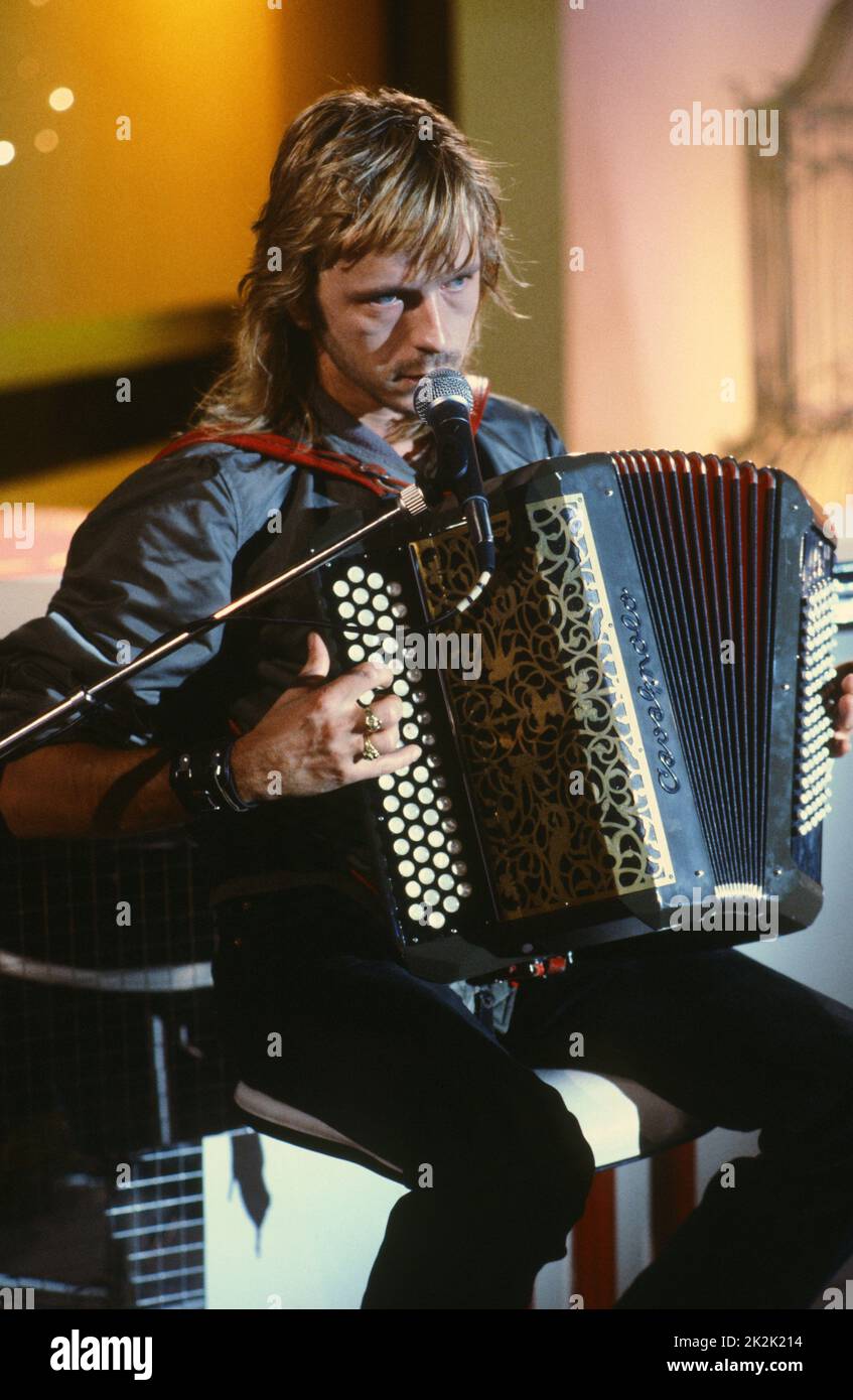 Renaud singer hi-res stock photography and images - Alamy