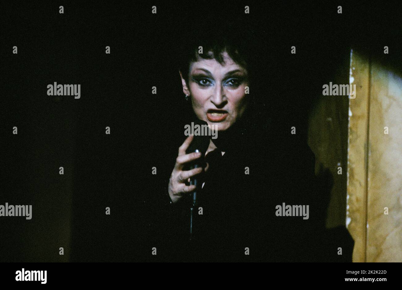 The French singer Barbara performing at the Théâtre du Châtelet in ...