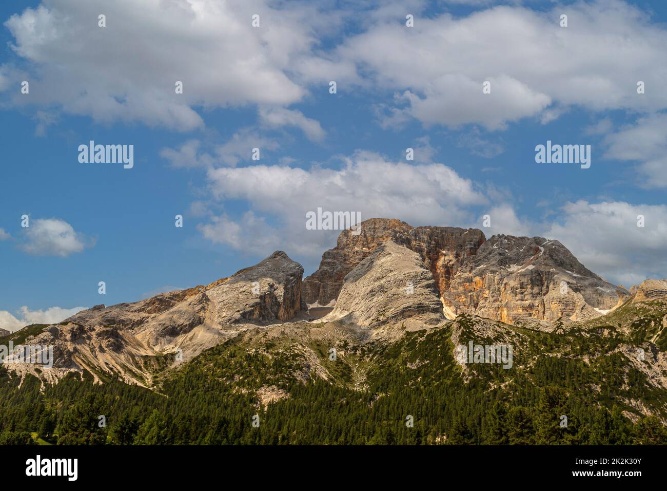 Dolomite s hi-res stock photography and images - Alamy