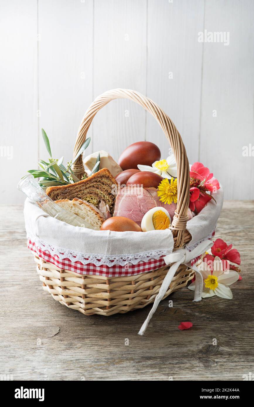 Easter traditional food basket Stock Photo - Alamy