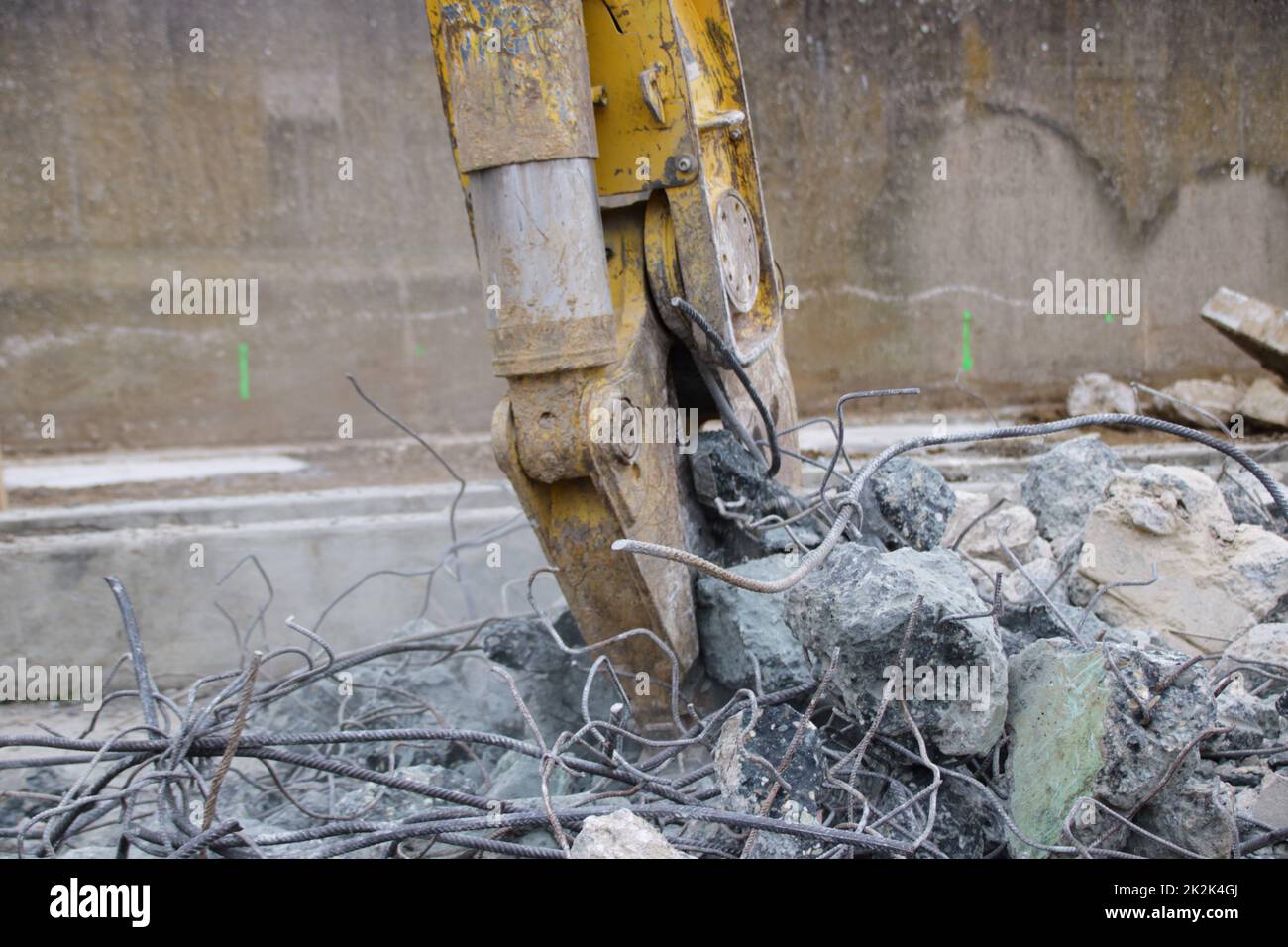 Large demolition machine hi-res stock photography and images - Alamy