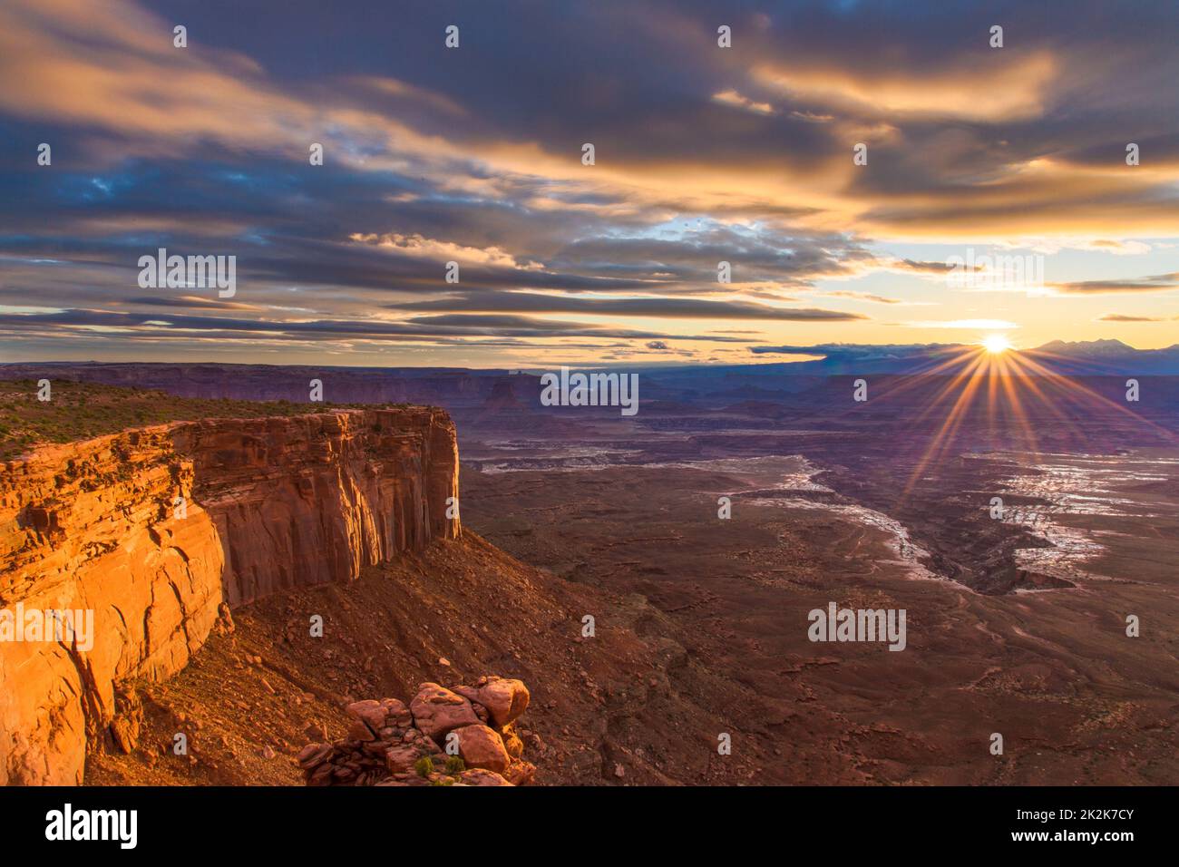 Sunrise over the La Sal Mountains and Buck Canyon in the Island in the ...