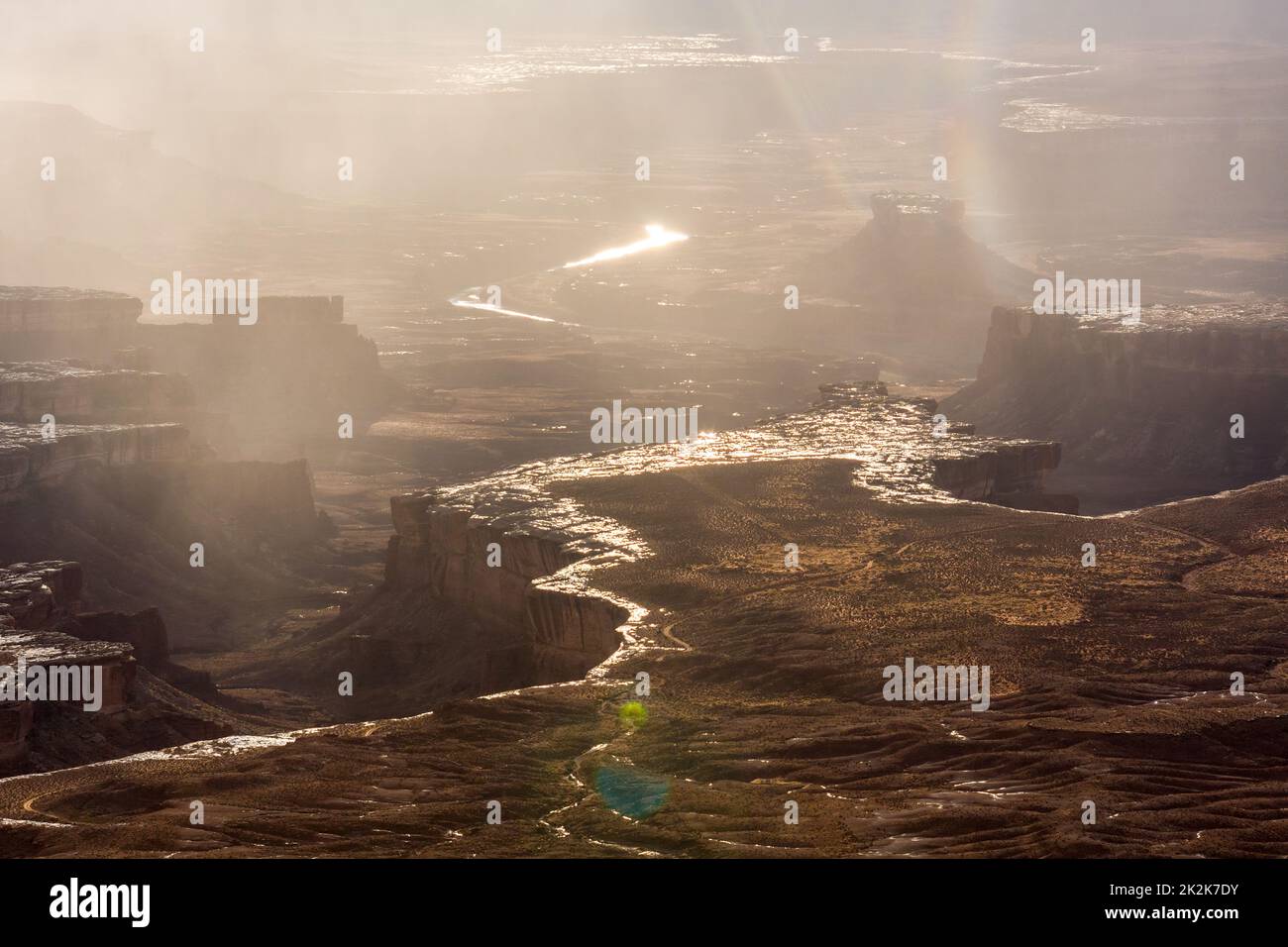Rain squall over the Turk's Head in the Green River Basin & White Rim ...