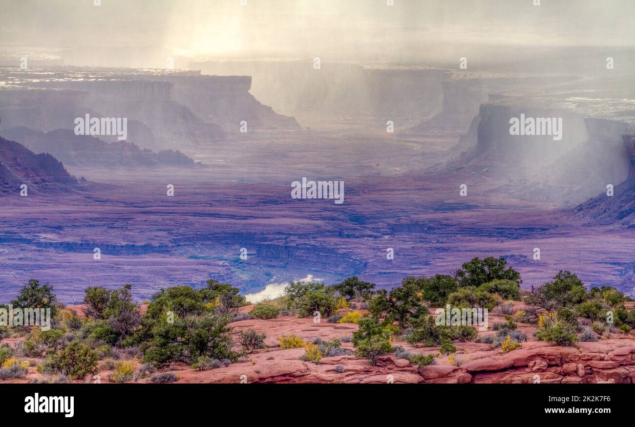 Storm squall over Green River Canyon & White RIm in Canyonlands NP ...