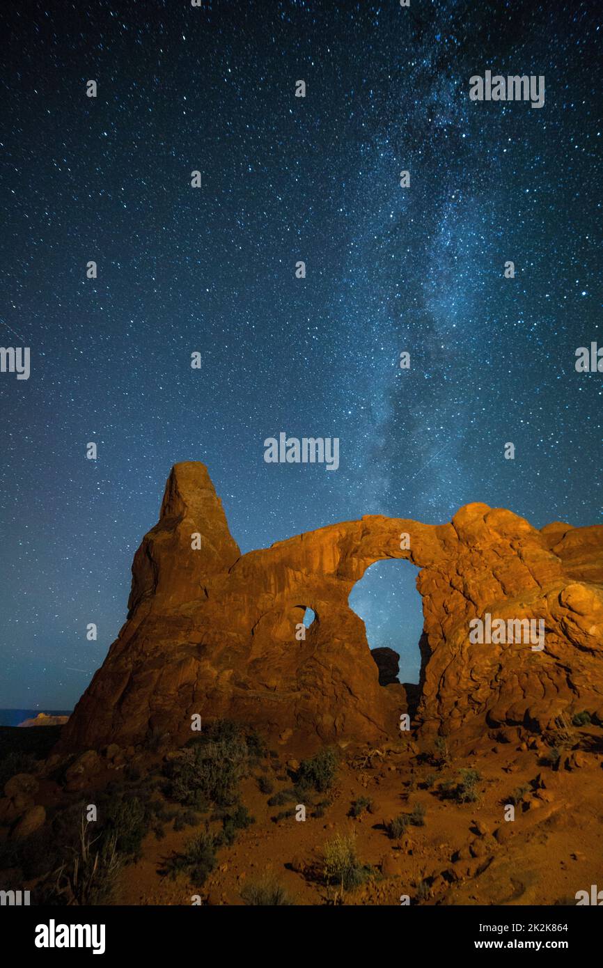 The Milky Way Galaxy in the night sky over Turret Arch in the Windows ...