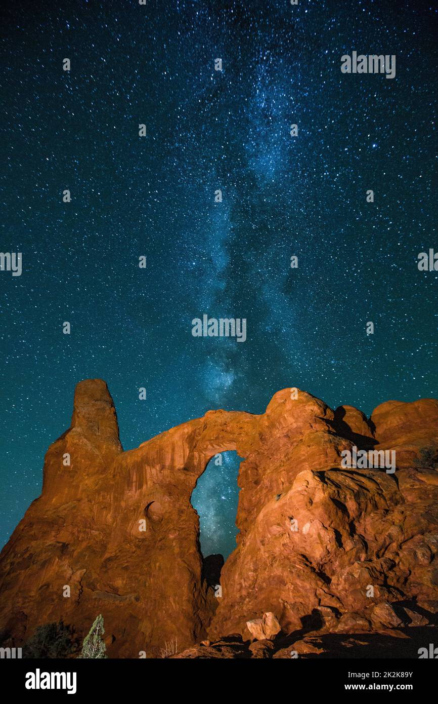 The Milky Way Galaxy in the night sky over Turret Arch in the Windows ...