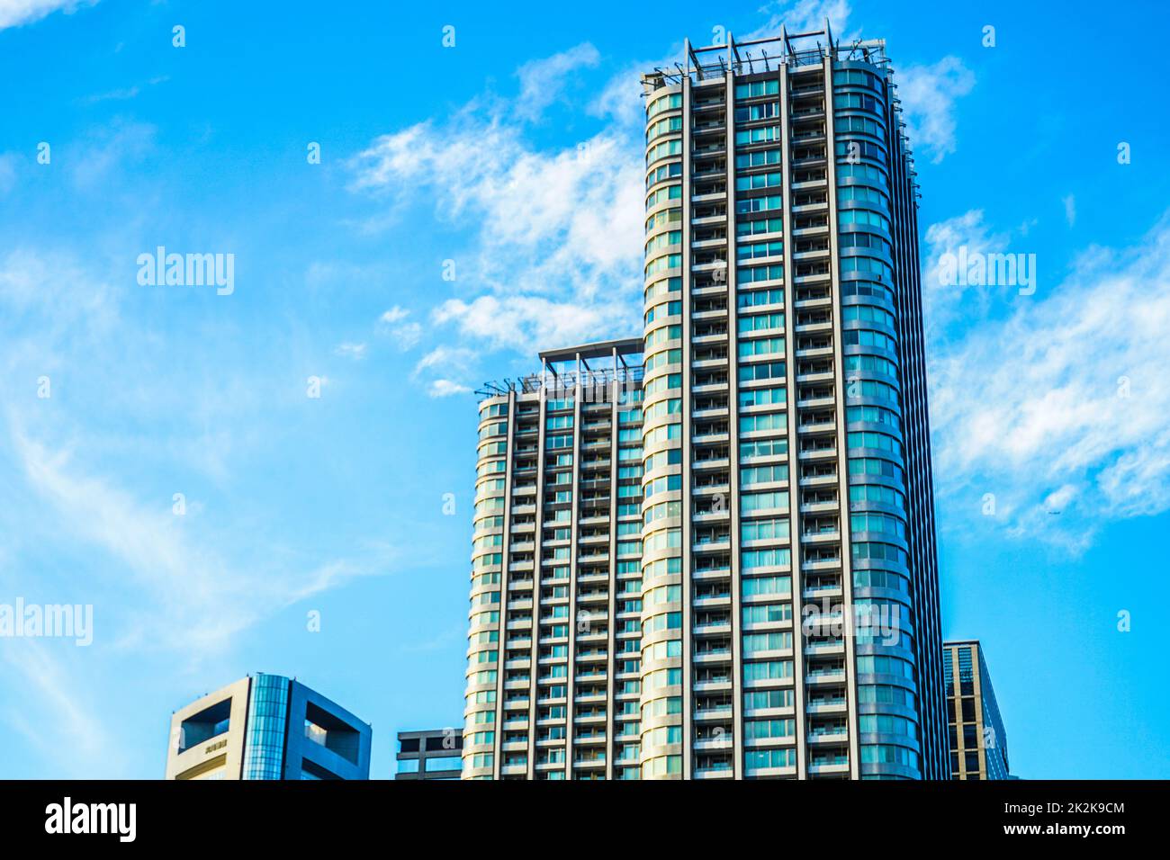 Minato-ku and groups of buildings of Shiodome Stock Photo - Alamy
