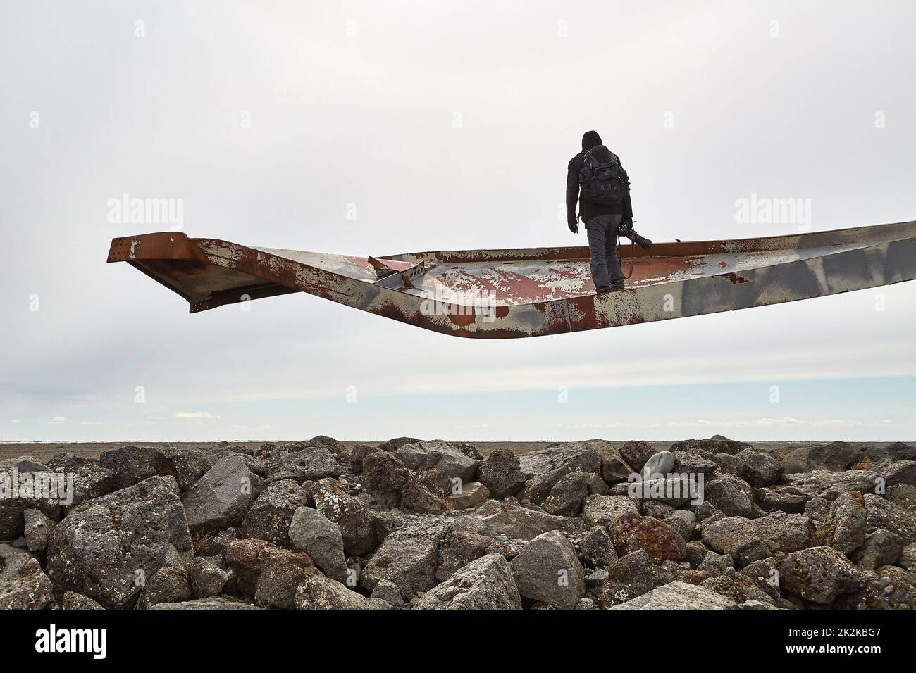 Collapsed metal beam hi-res stock photography and images - Alamy