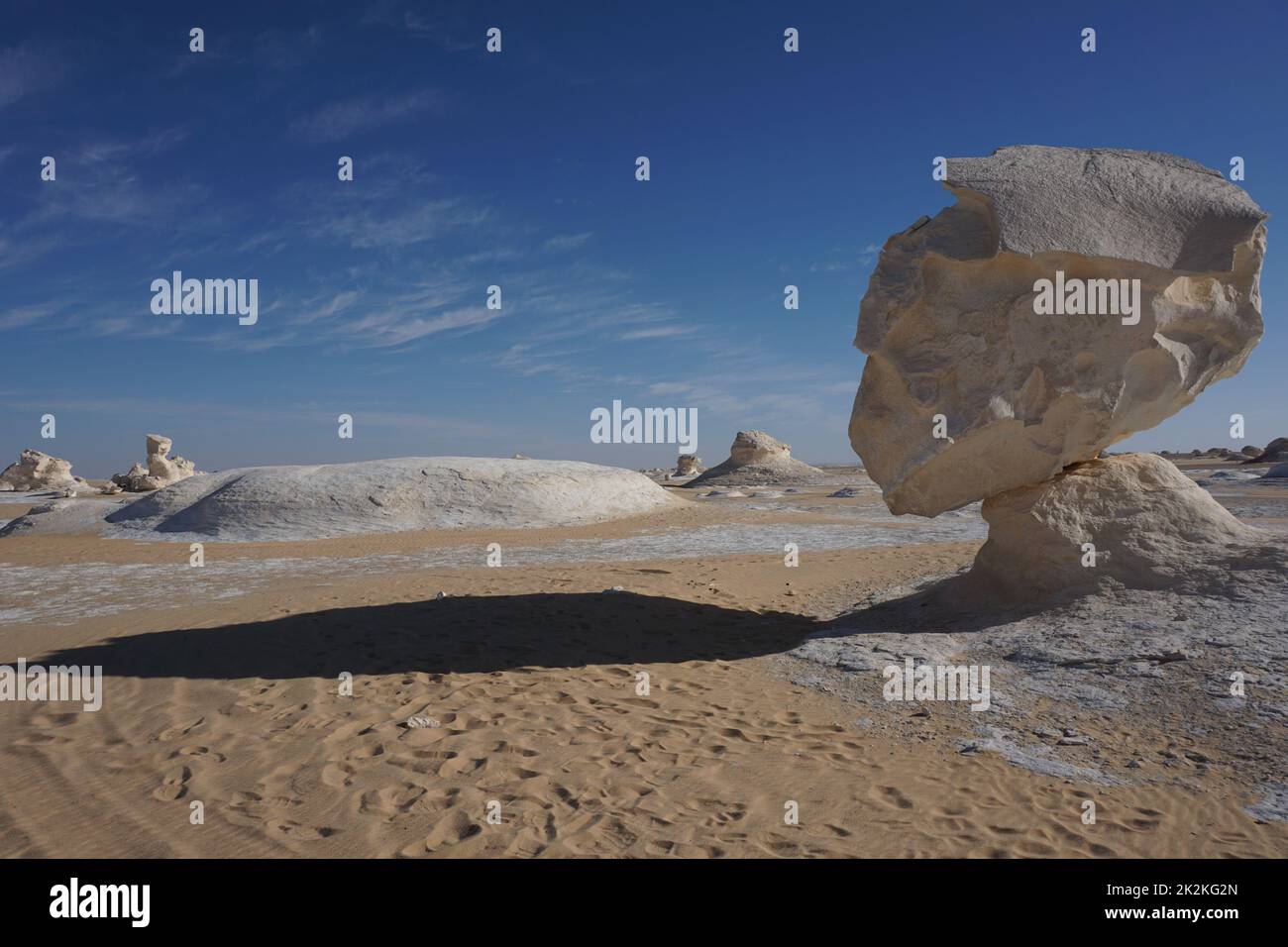 Shadow jeep hi-res stock photography and images - Alamy