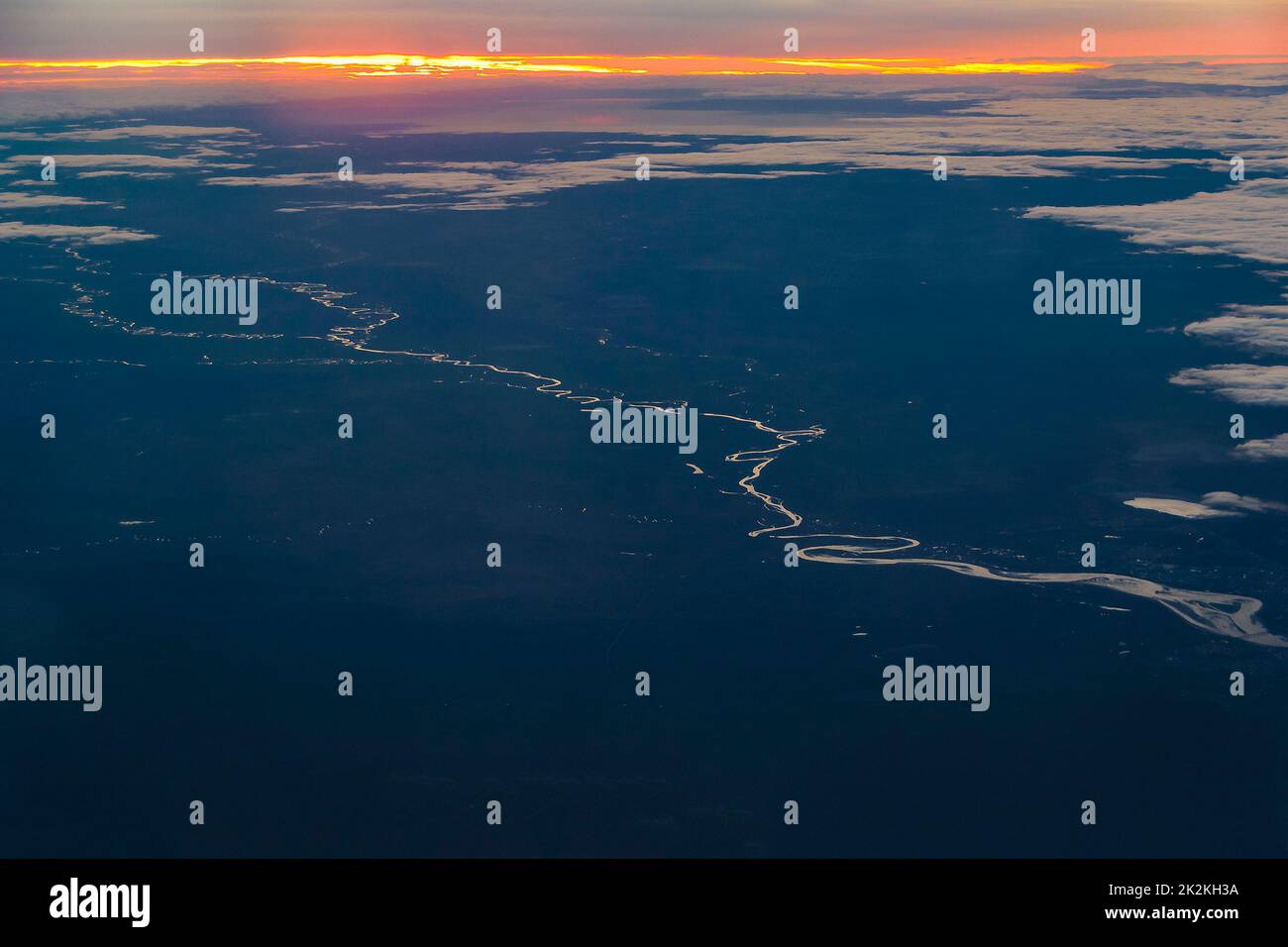 Sinuous hi-res stock photography and images - Alamy