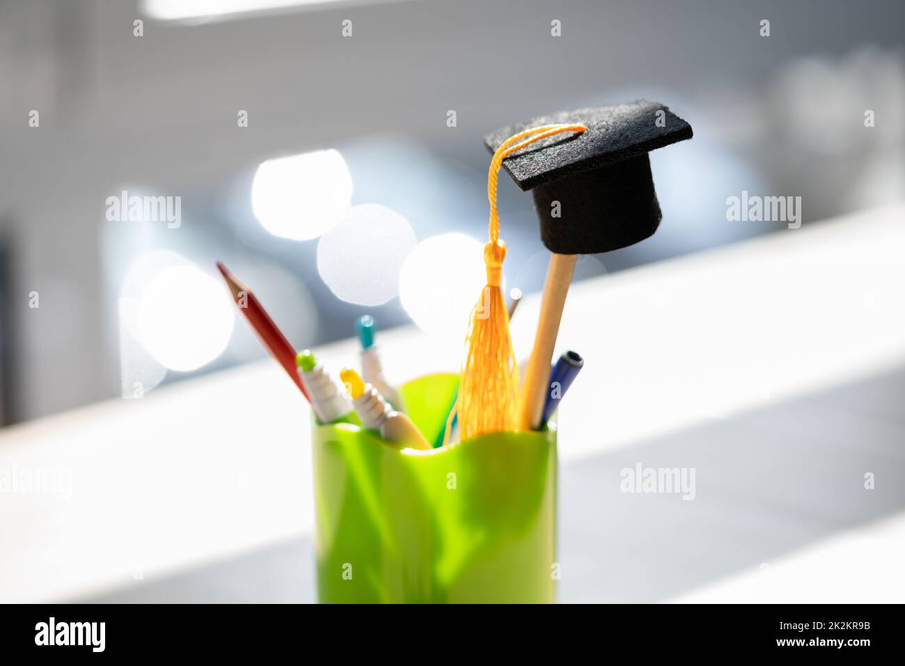 Photo Of College Graduation Hat Stock Photo - Alamy