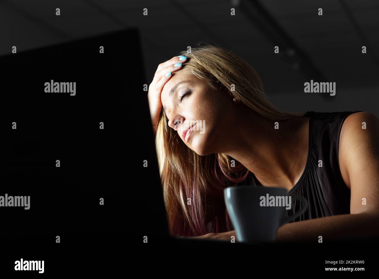 Intern overnight hi-res stock photography and images - Alamy