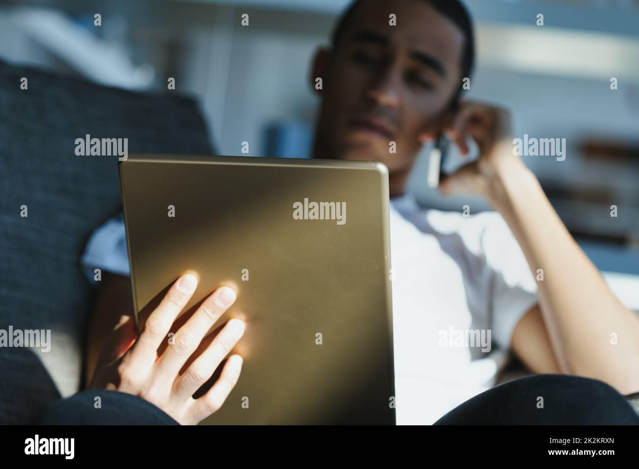 Reading facial expressions hi-res stock photography and images - Alamy