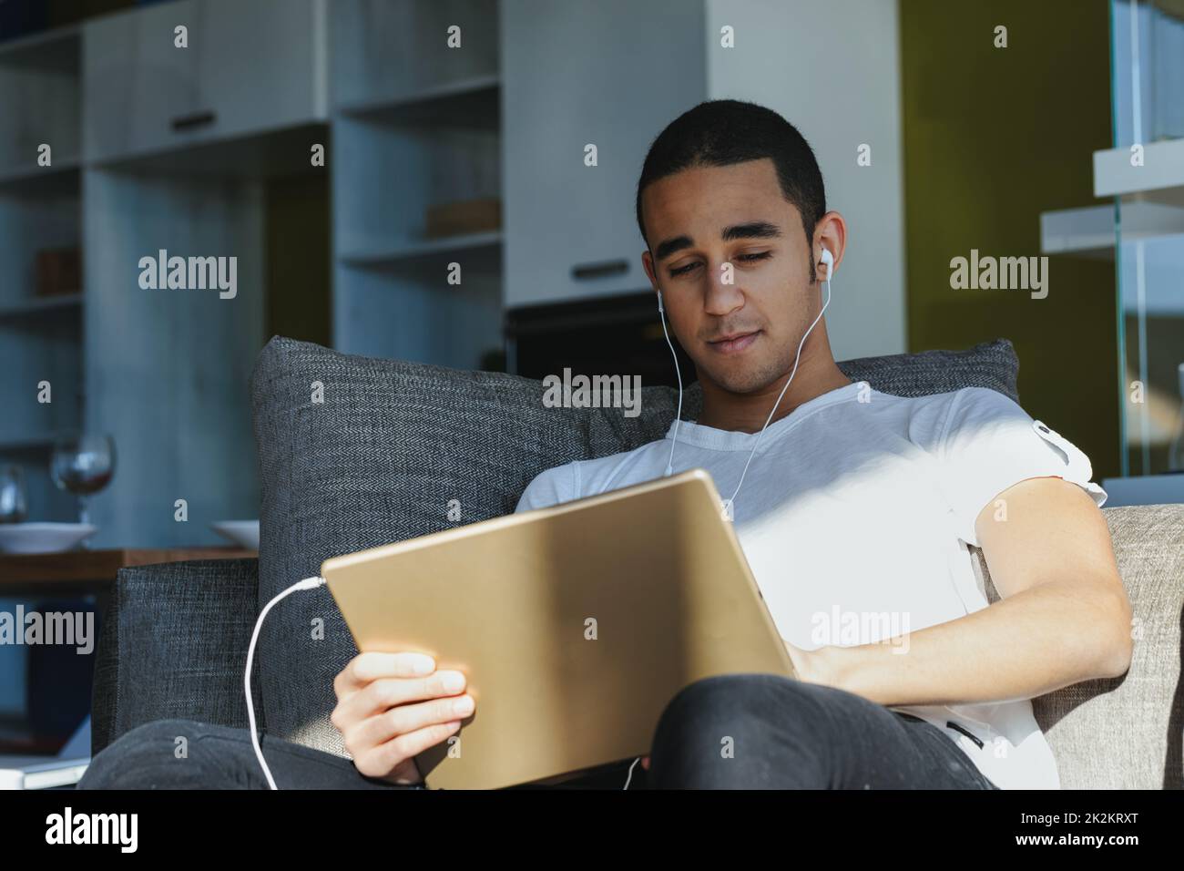 Streaming eyes hi-res stock photography and images - Alamy
