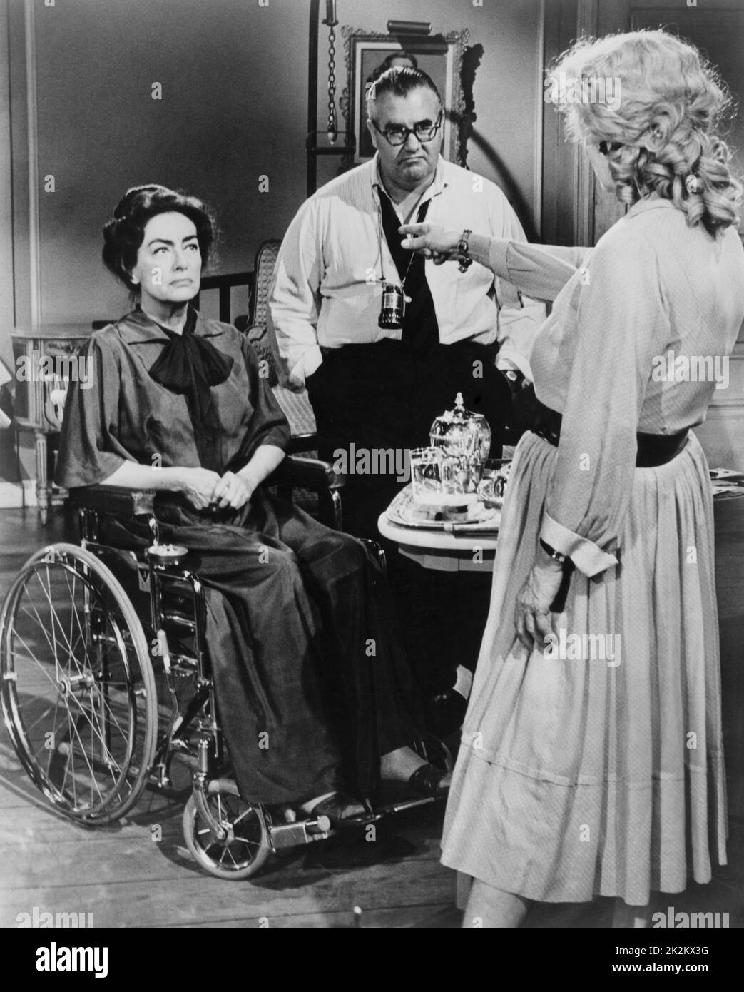 What Ever Happened to Baby Jane? USA, 1962 Director: Robert Aldrich Joan Crawford, Bette Davis ...