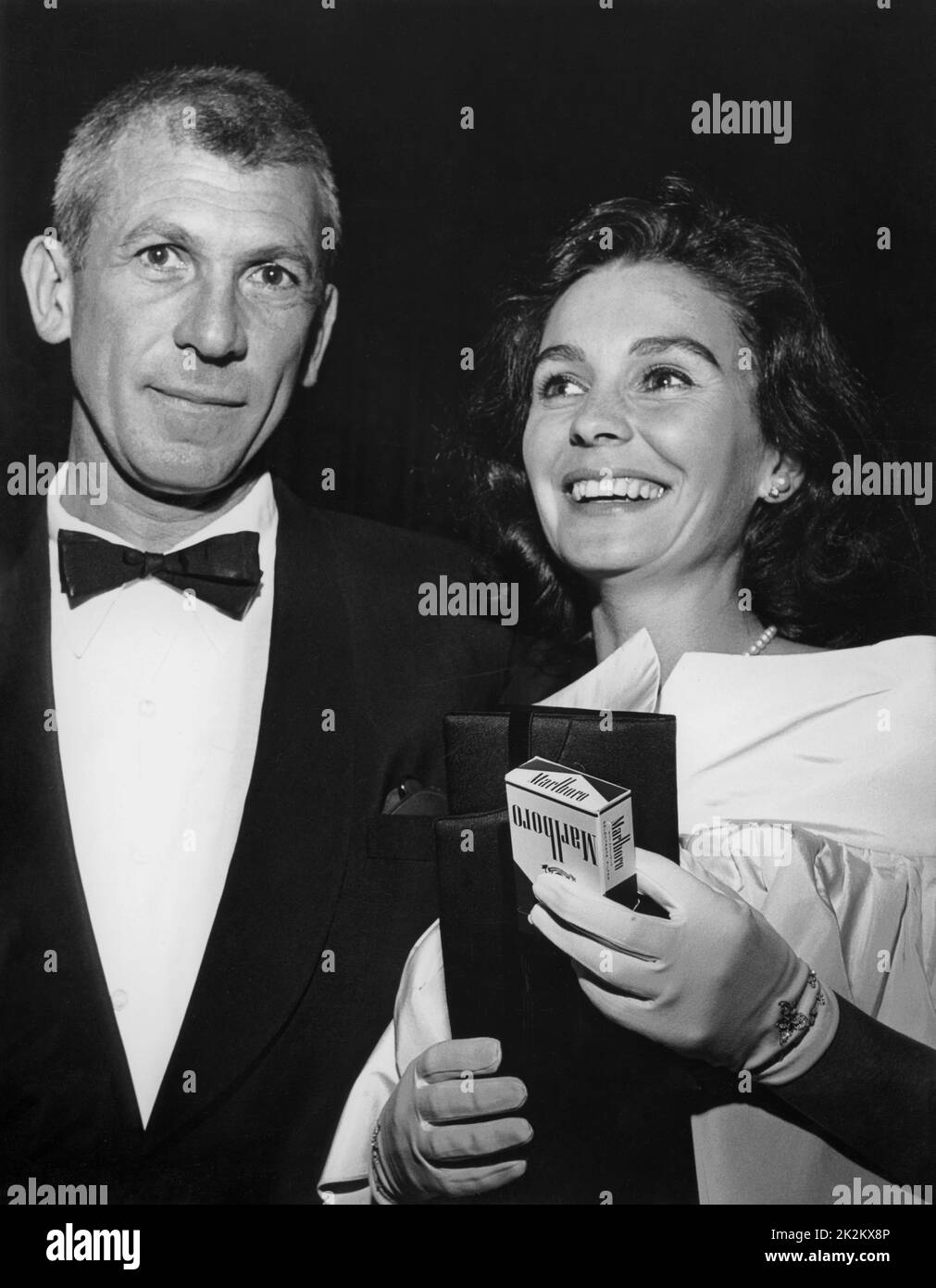 Director Richard Brooks with wife Jean Simmons 1960 Stock Photo - Alamy