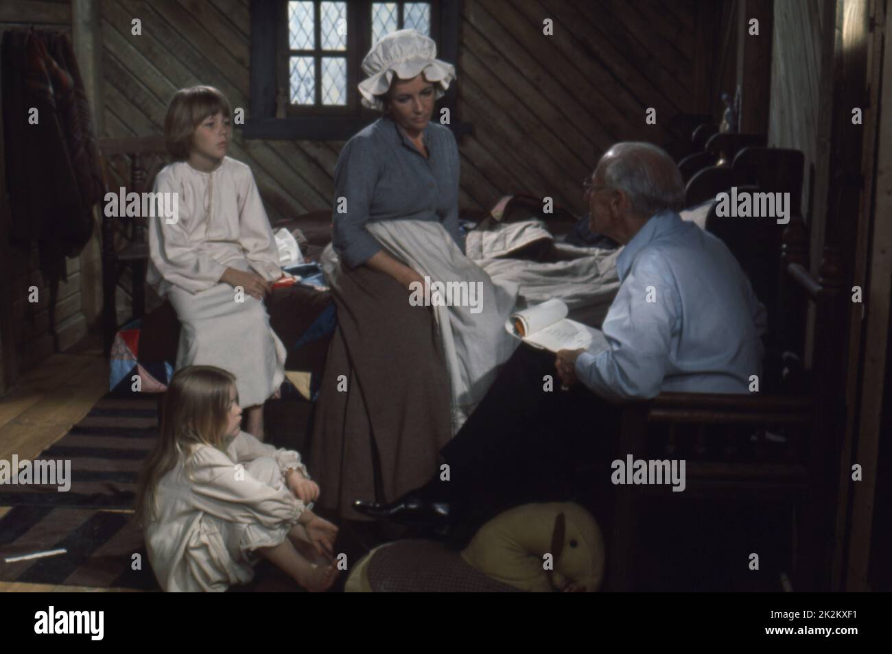 The Blue Bird Year : 1976 USA Director : George Cukor Todd Lookinland ...