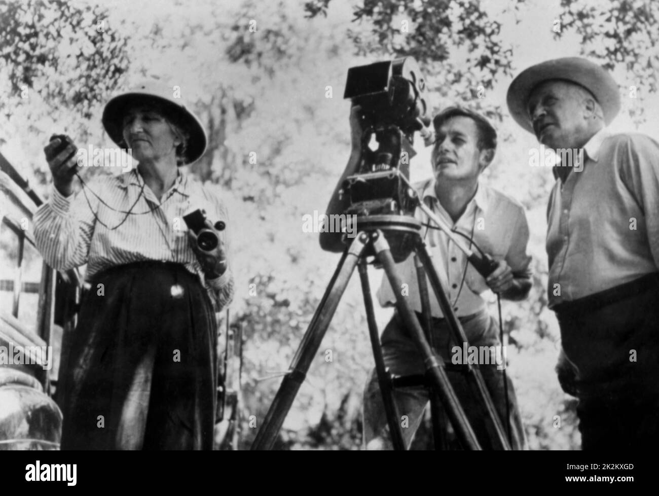 Cinematographer robert leacock Black and White Stock Photos & Images ...