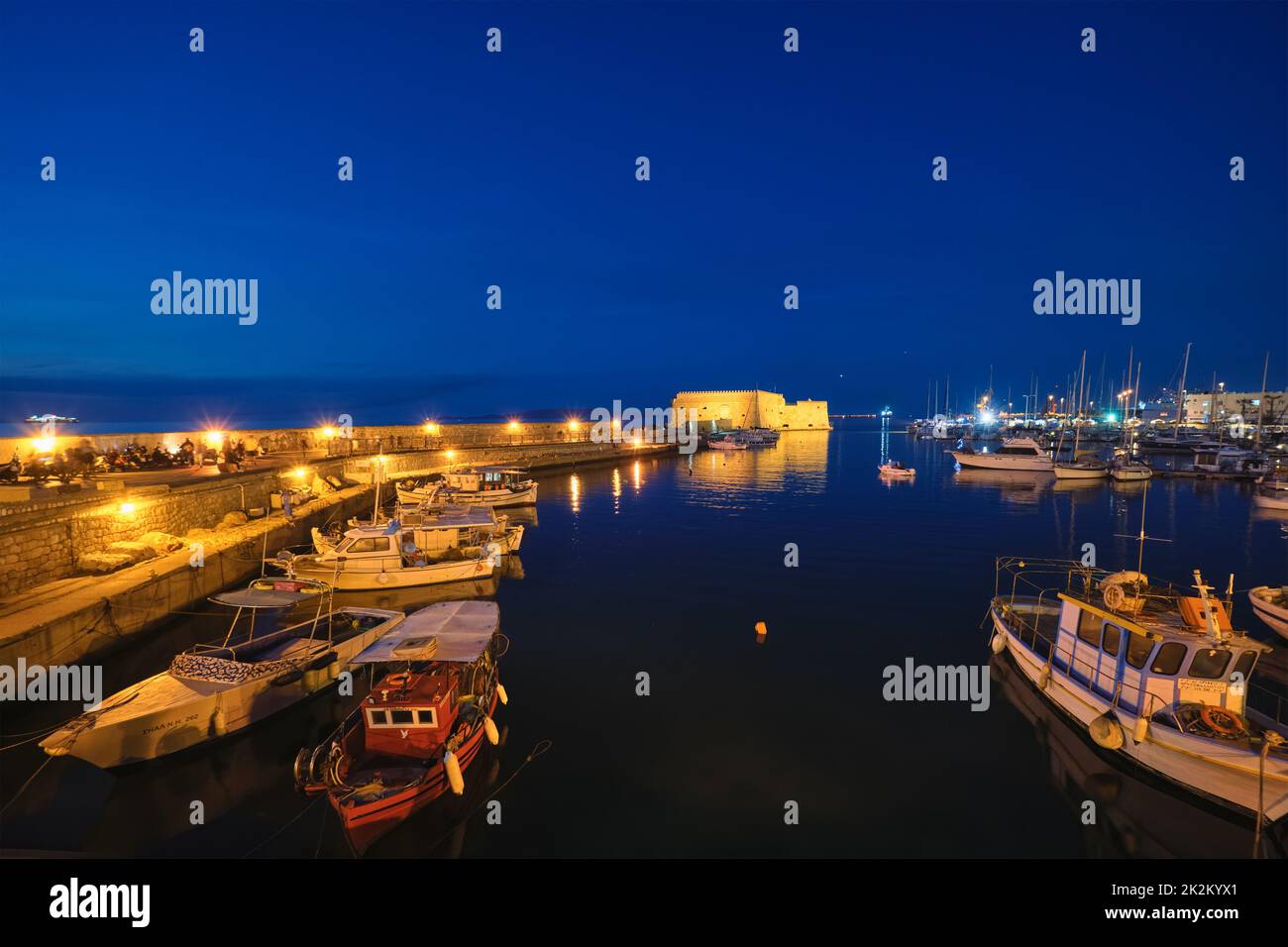 Venetian Fort in Heraklion and moored fishing boats, Crete Island ...