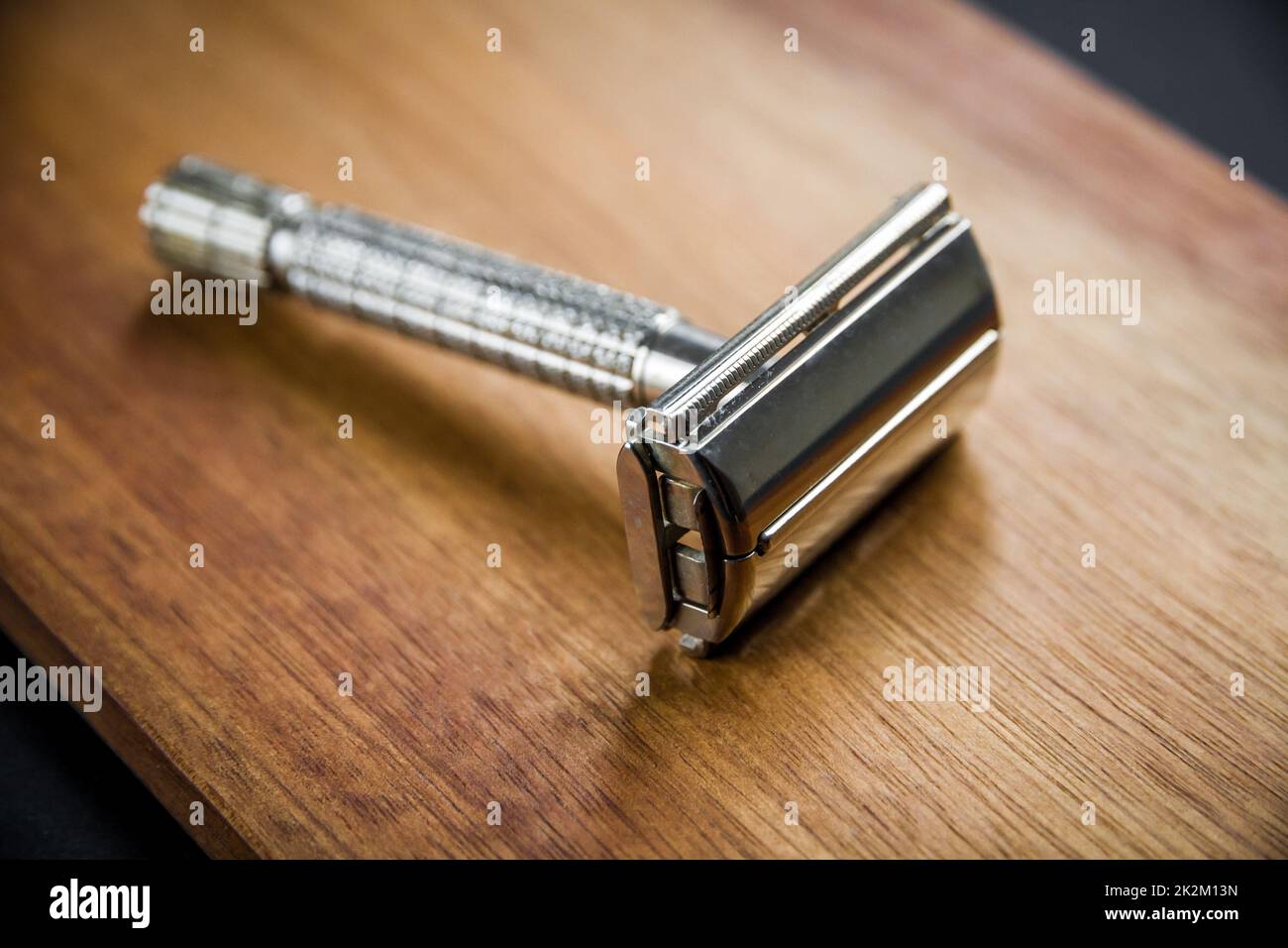 Vintage old razor hi-res stock photography and images - Alamy