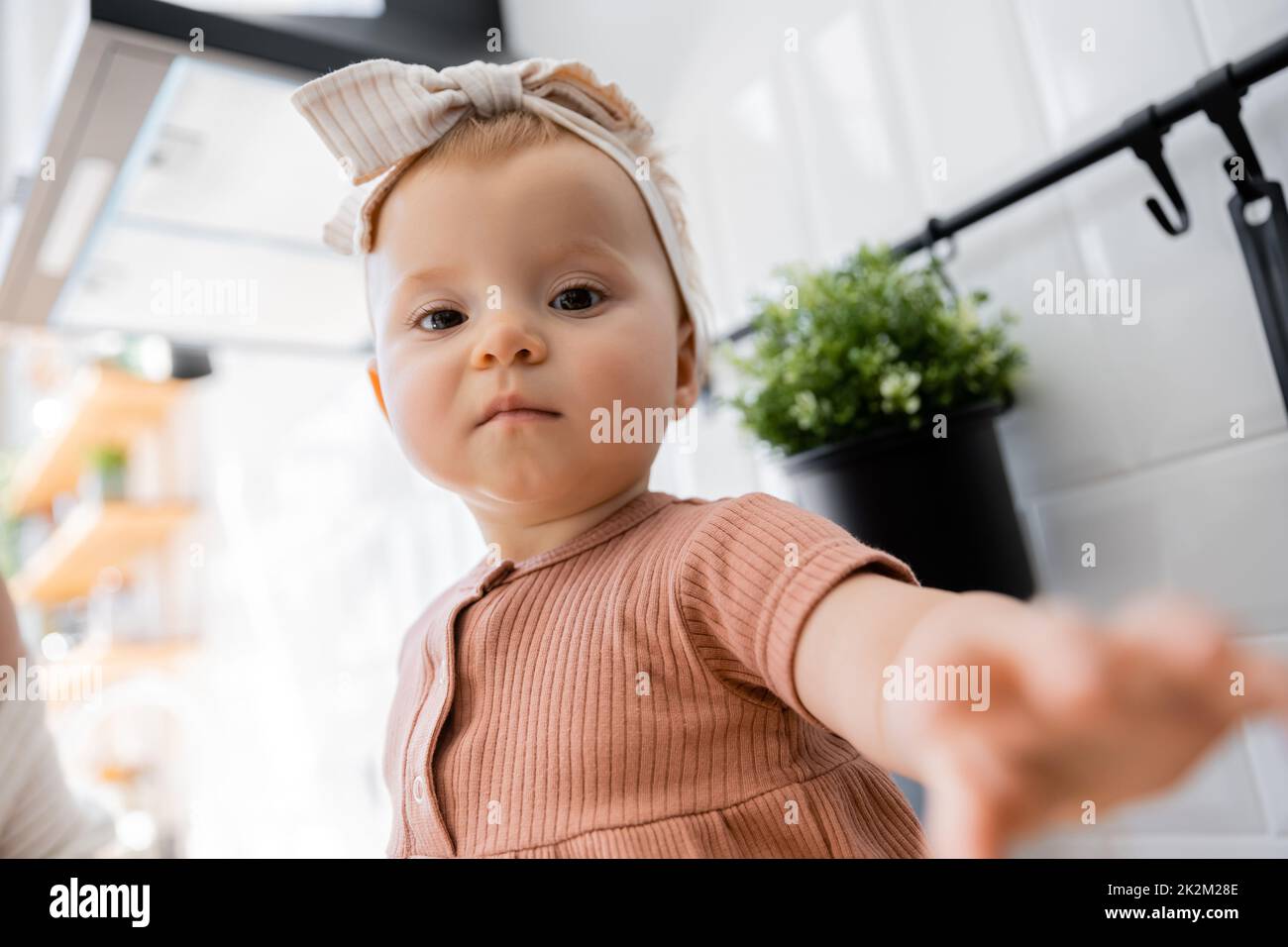 Baby outstretched hand hi-res stock photography and images - Alamy Baby outstretched hand hi-res stock photography and images - Alamy