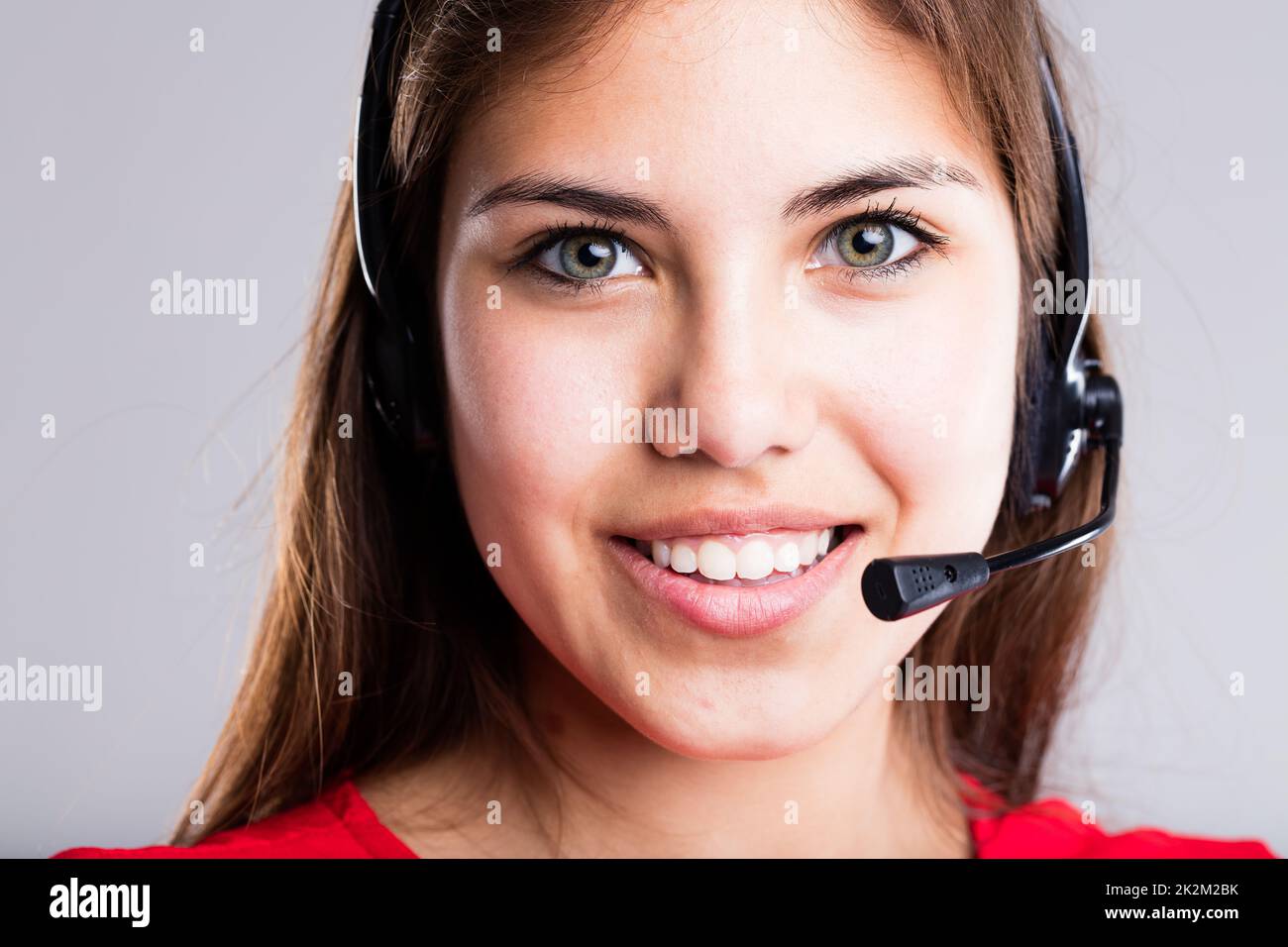 Beautiful customer support girl hi-res stock photography and images - Alamy