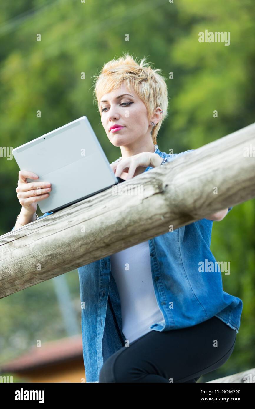 once you go online you never go back Stock Photo - Alamy