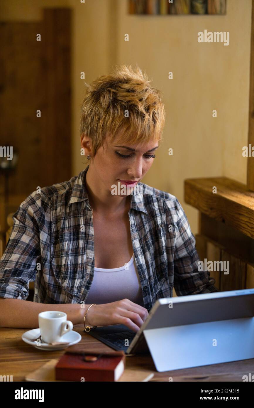 Beautiful woman working work hi-res stock photography and images - Alamy