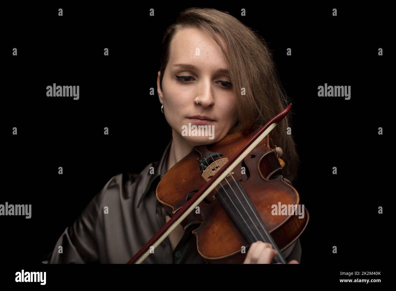 Bow playing violin closeup hi-res stock photography and images - Alamy