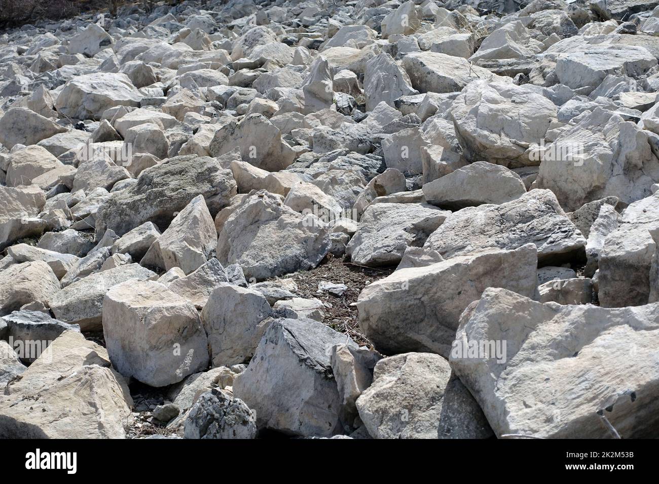 large pieces of rocks placed in front of ponds Stock Photo - Alamy