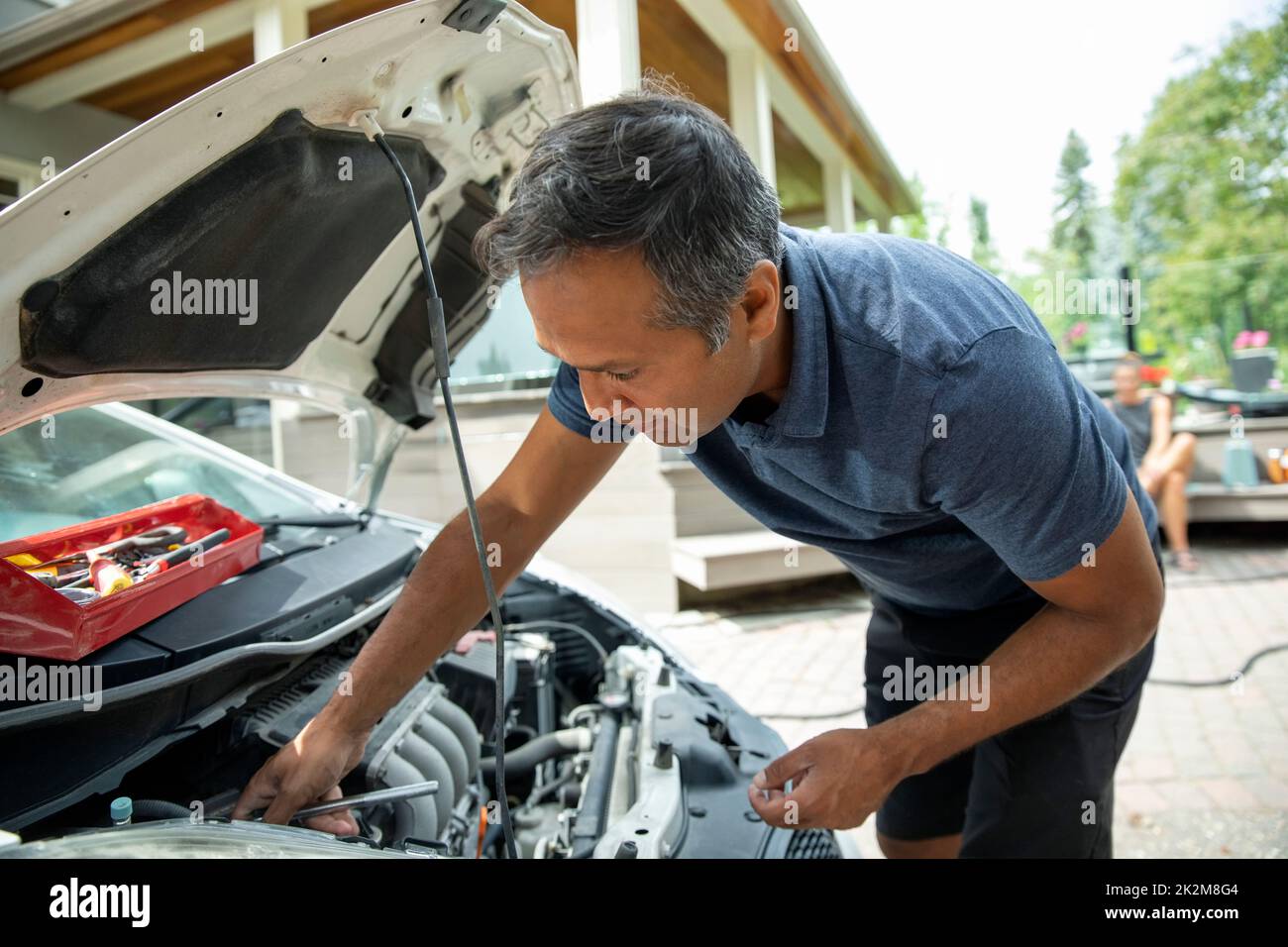 Repair man car asian hi-res stock photography and images - Alamy