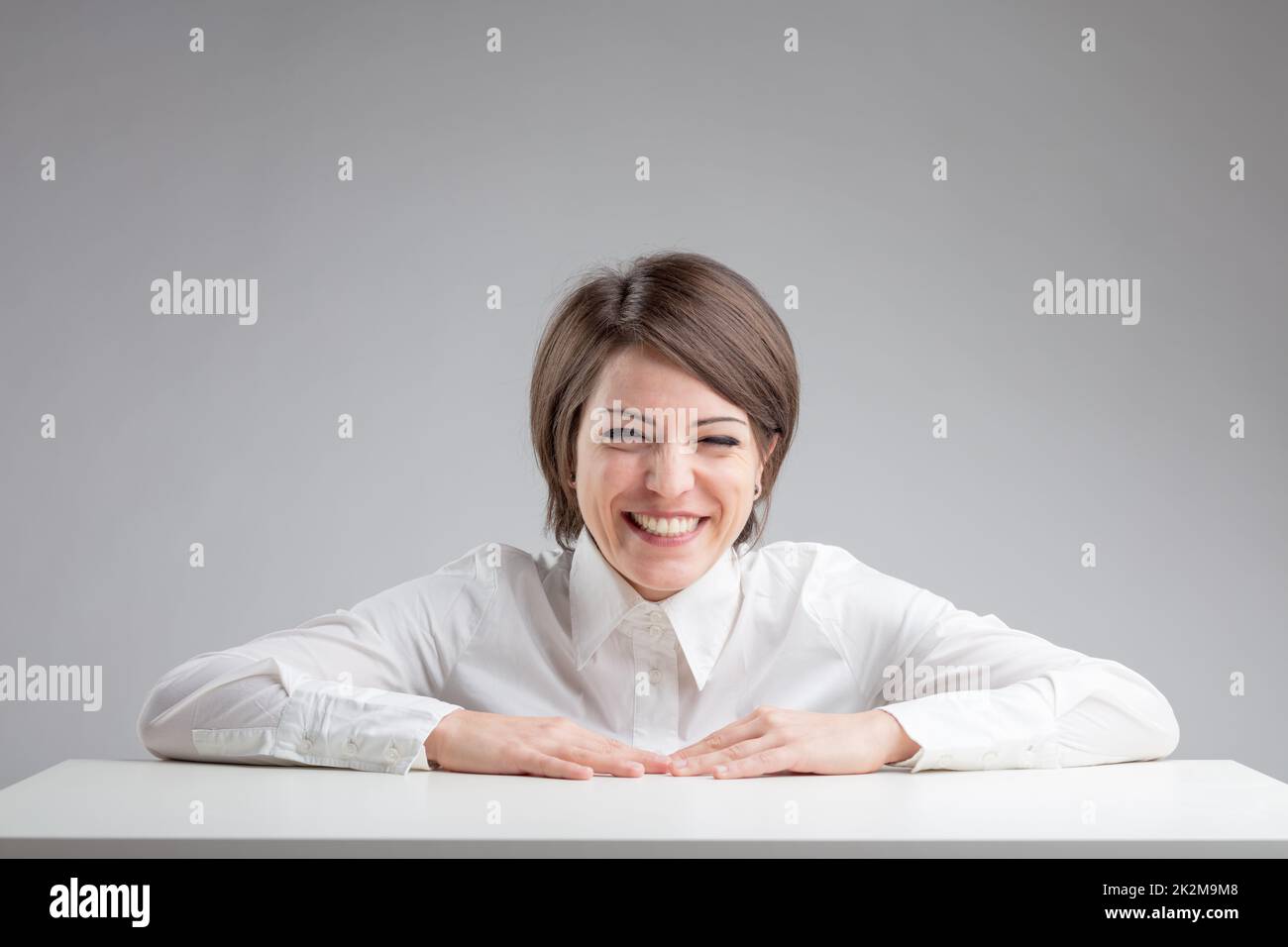 Smile warmly hi-res stock photography and images - Alamy