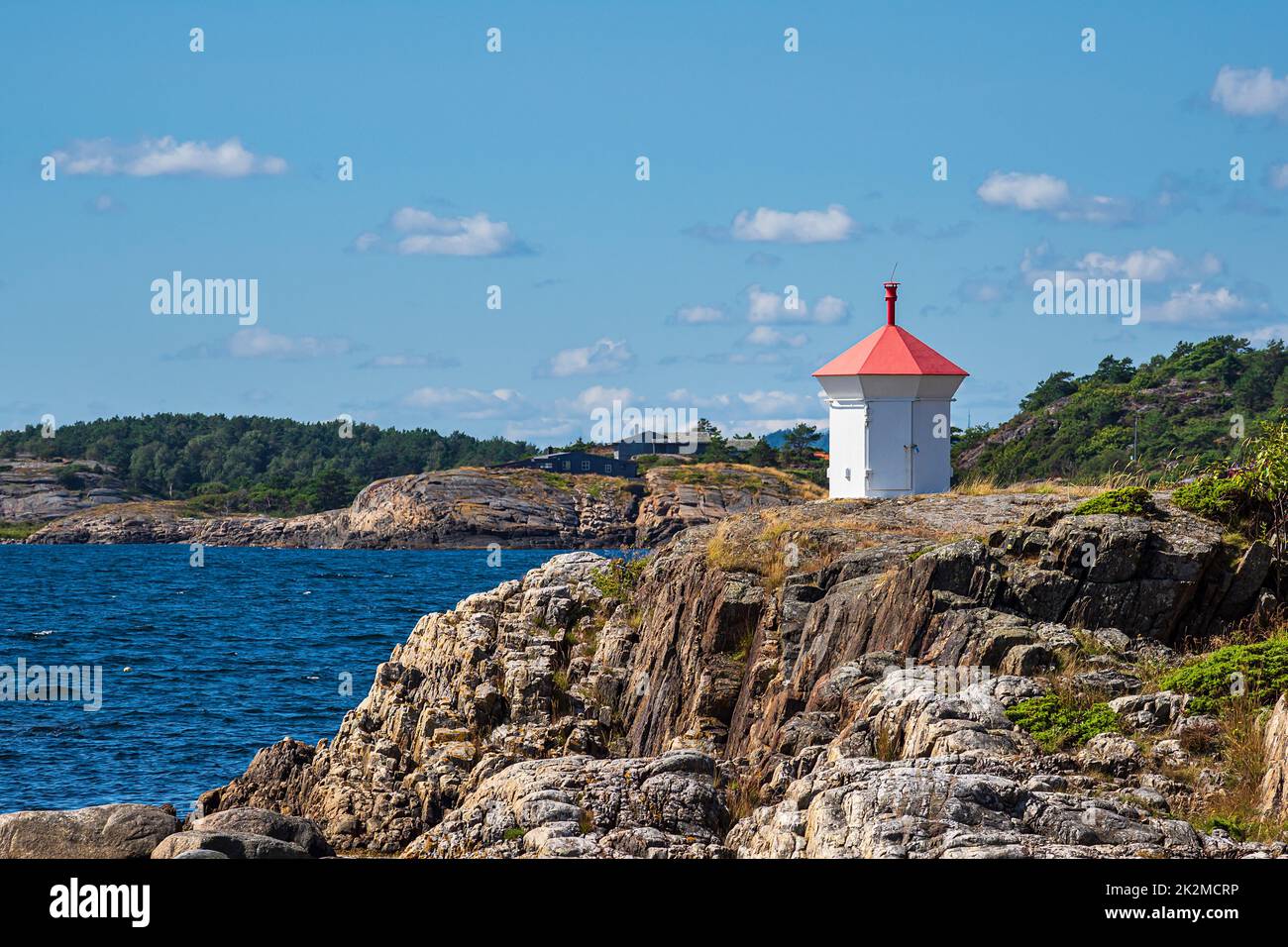 Lighthouse on the archipelago island MerdÃ¸ in Norway Stock Photo - Alamy