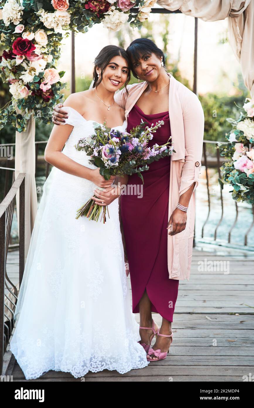 Female getting married hi-res stock photography and images - Alamy