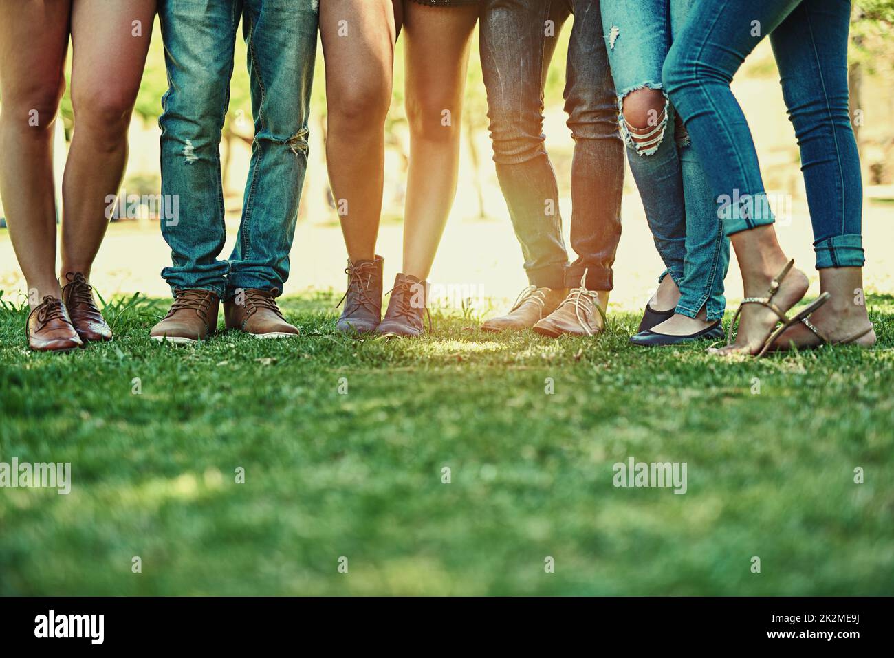 Outside summer men hi-res stock photography and images - Alamy